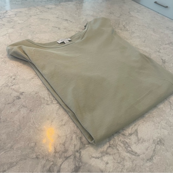 Sunspel | Shirts | Sunspel England Green Short Sleeve Tee | Poshmark